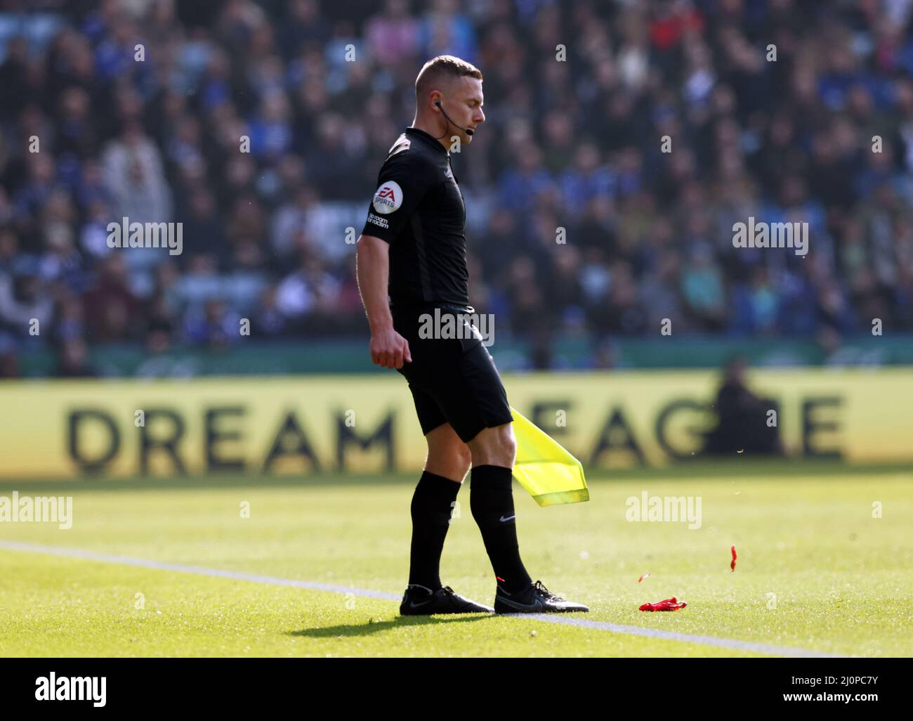 Balloon soccer stadium hi-res stock photography and images - Alamy