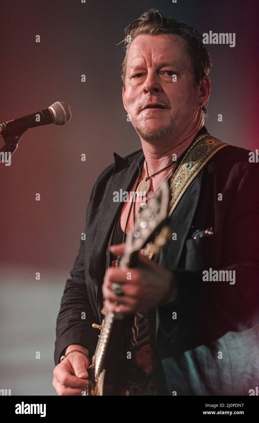 Ian siegal hi-res stock photography and images - Alamy