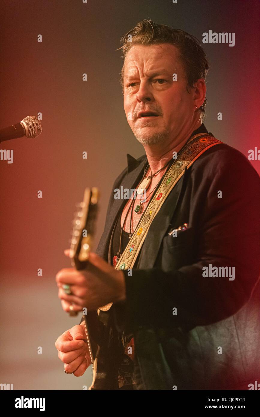 Ian siegal hi-res stock photography and images - Alamy