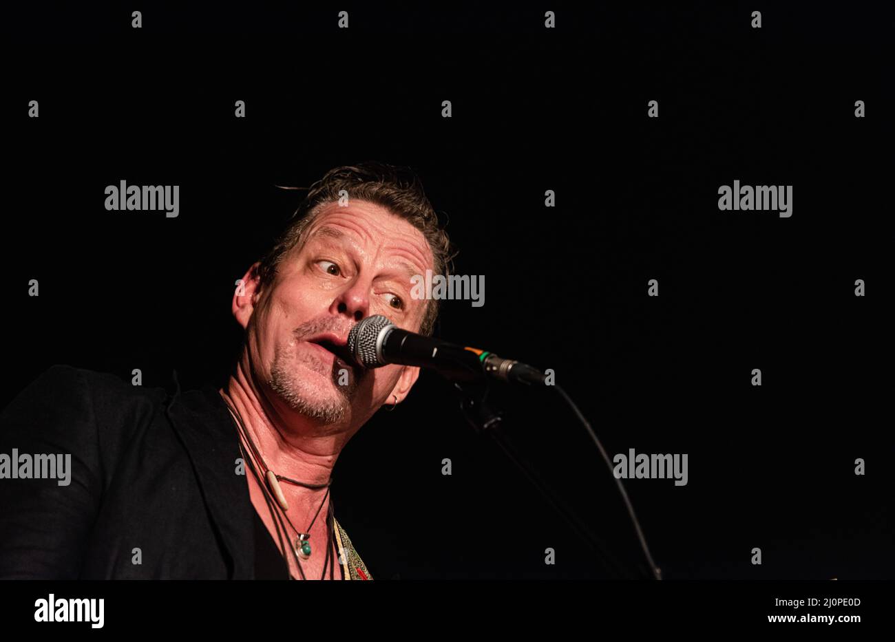 Ian Siegal live on stage Stock Photo - Alamy