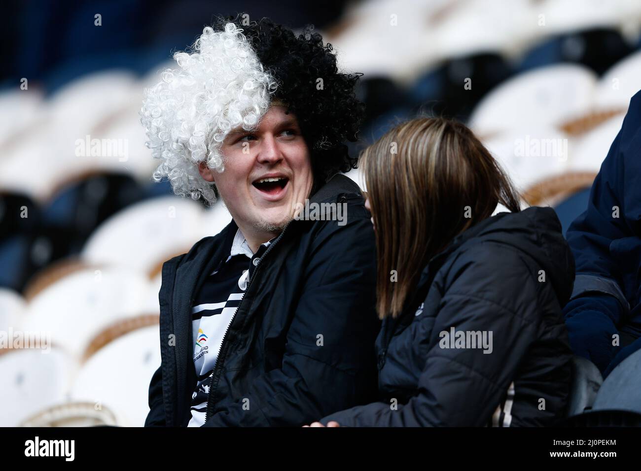 Hull fc fan hi-res stock photography and images - Alamy