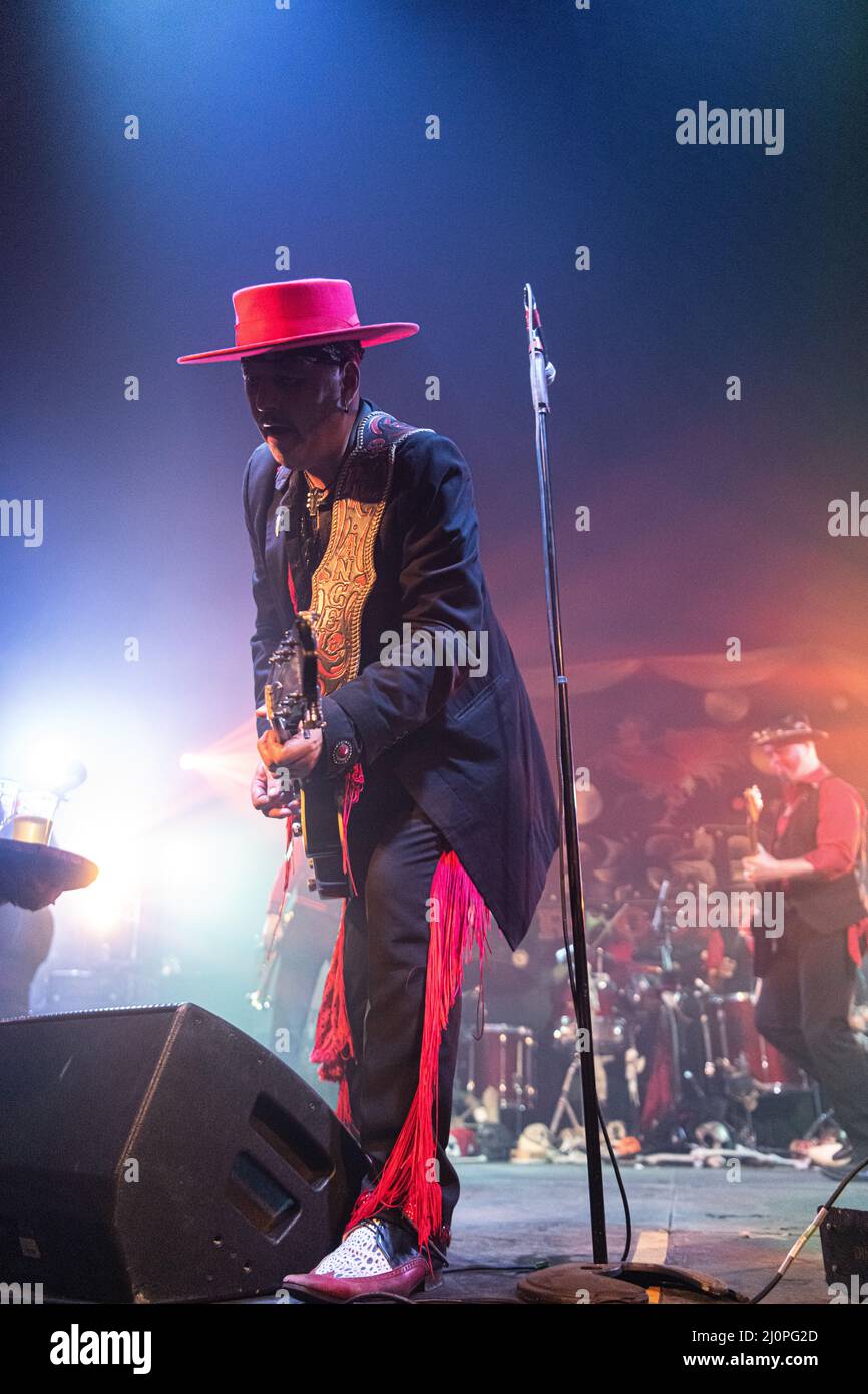 The urban voodoo machine hi-res stock photography and images - Alamy