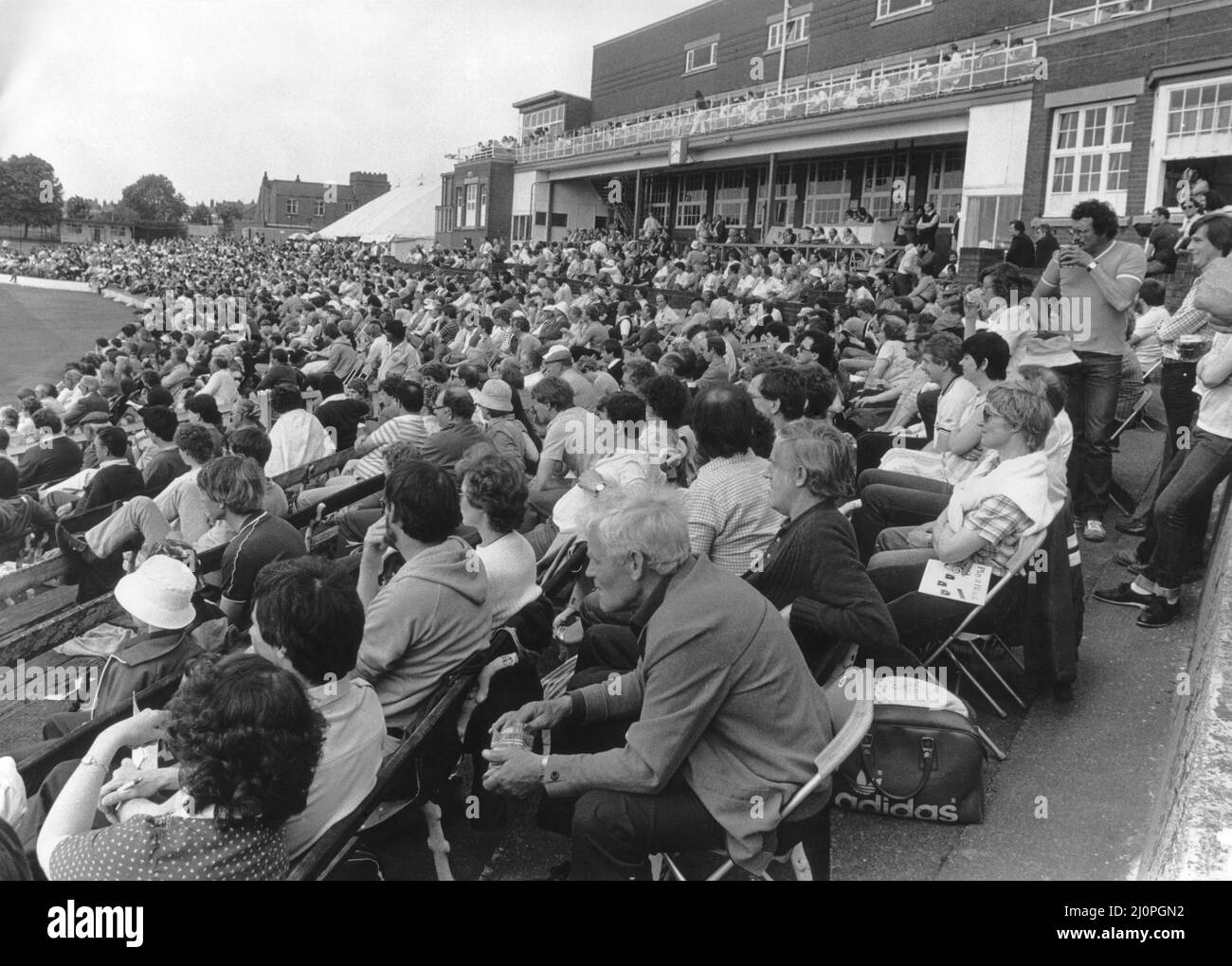 Courtaulds cricket ground, Lockhurst Lane, Foleshill, Coventry. Crowds ...