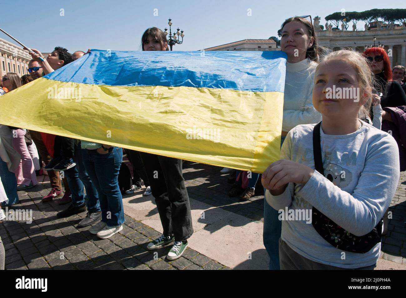 Italy, Rome, Vatican, 2022/03/20. faithful a flag of Ukraine during ...