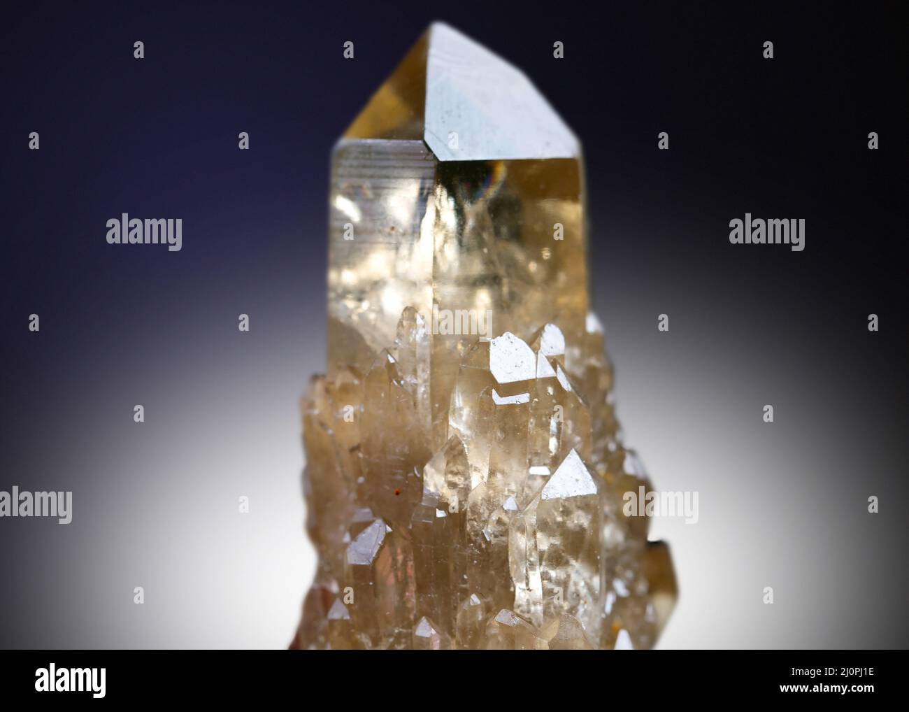 Rough diamond specimen hi-res stock photography and images - Alamy