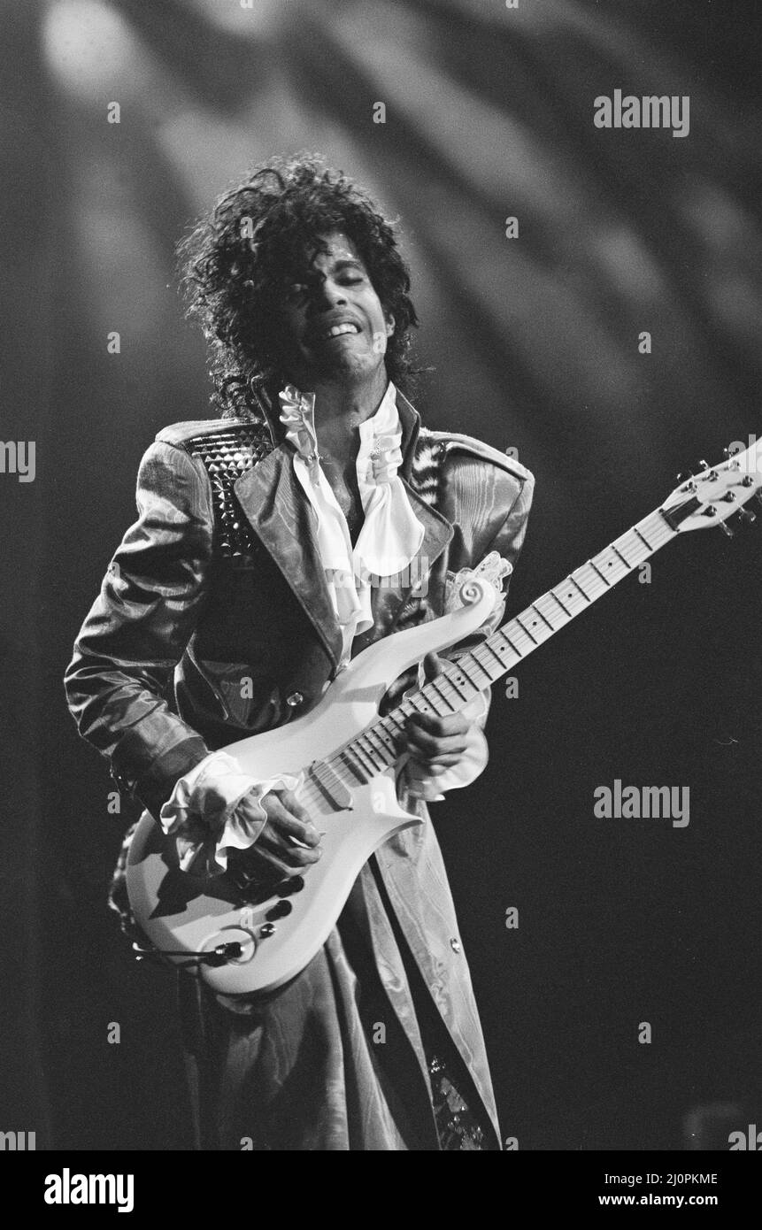 Prince performing on stage at the Joe Louis Arena, Chicago 11th ...