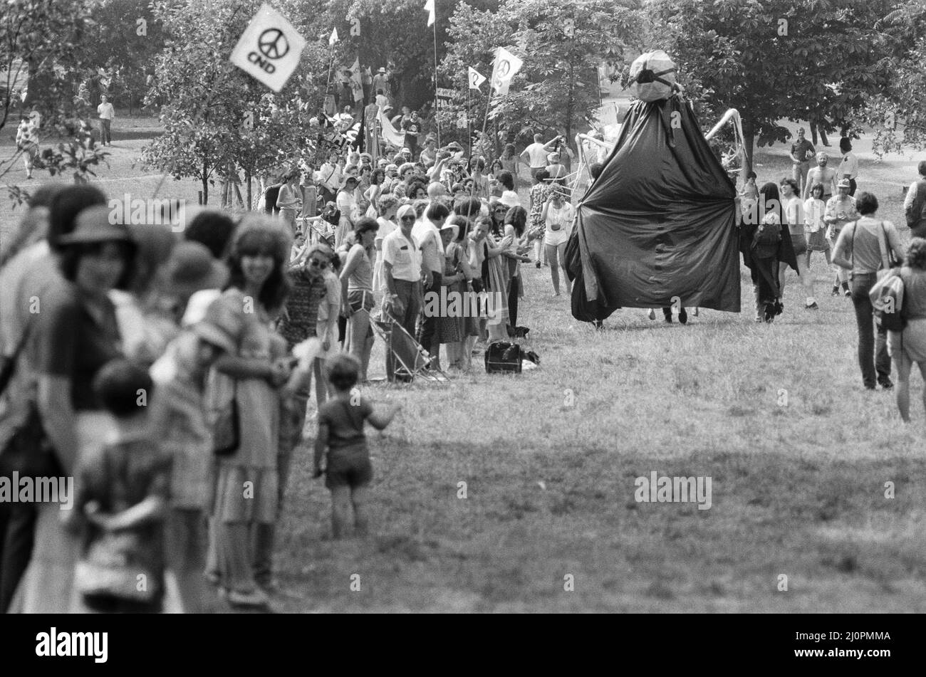 Cnd protest 1983 Black and White Stock Photos & Images - Alamy