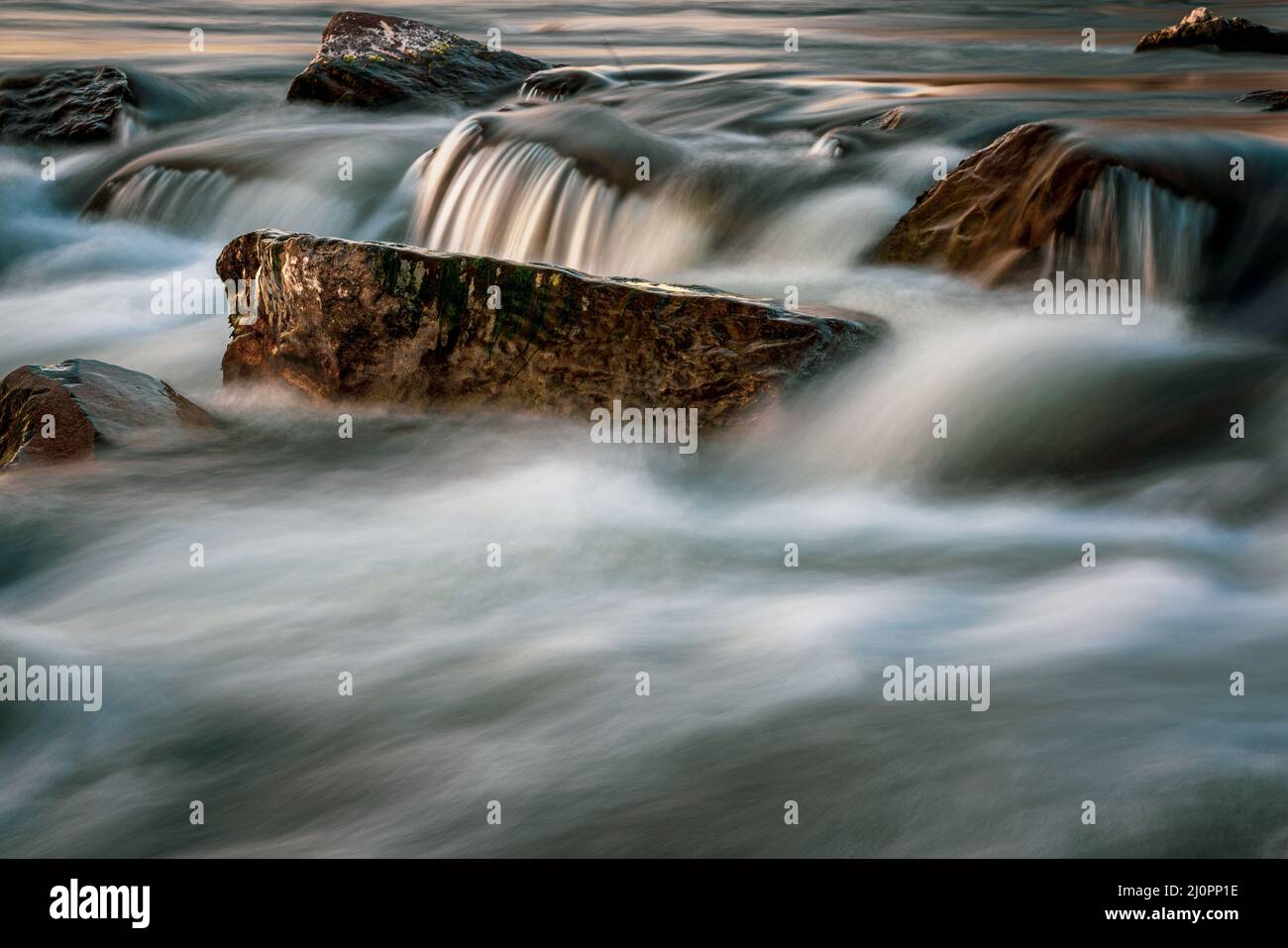 Extreme exposure hi-res stock photography and images - Alamy