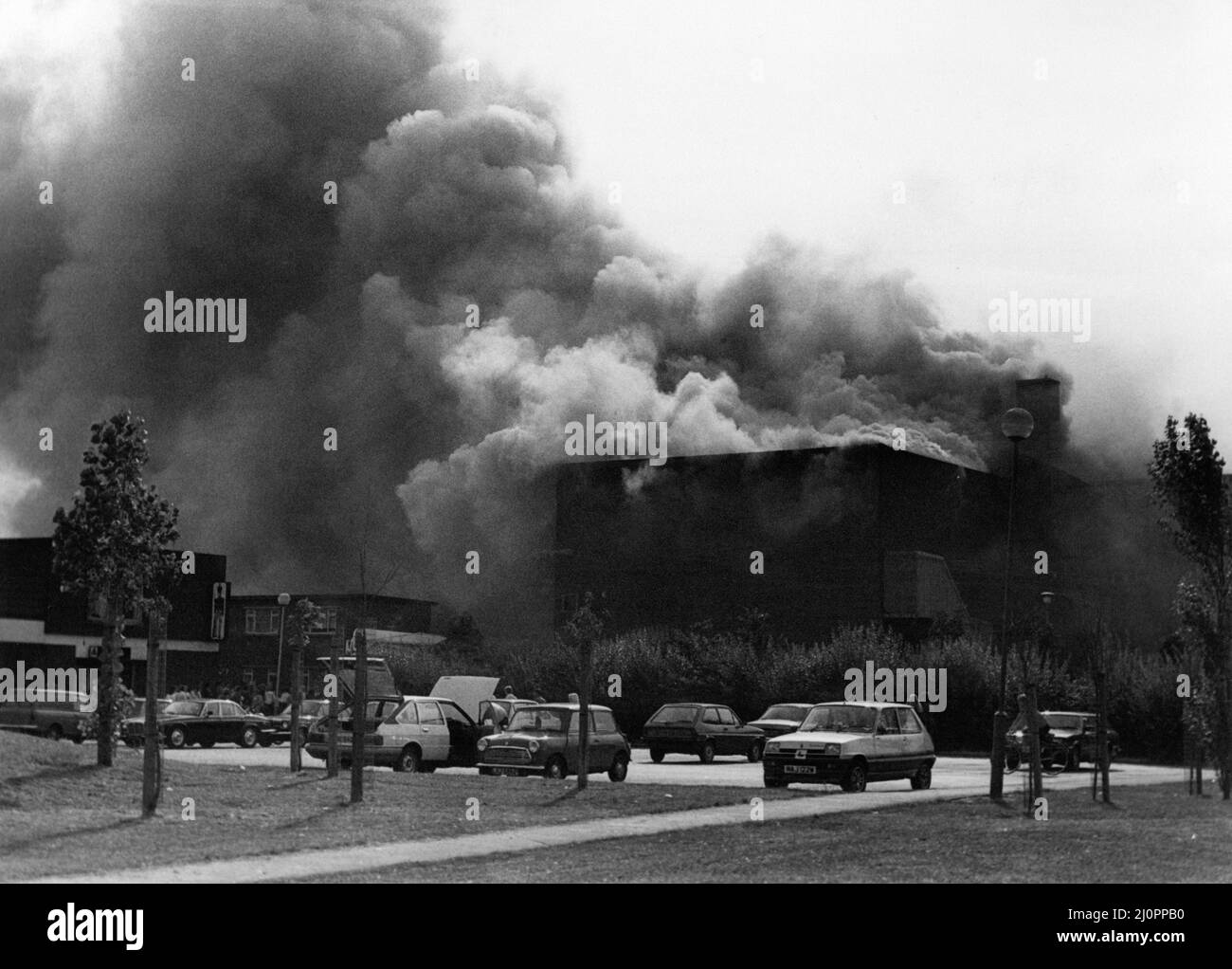 Fire at Gaskins and Plus One nightclub complex in Linthorpe Road ...