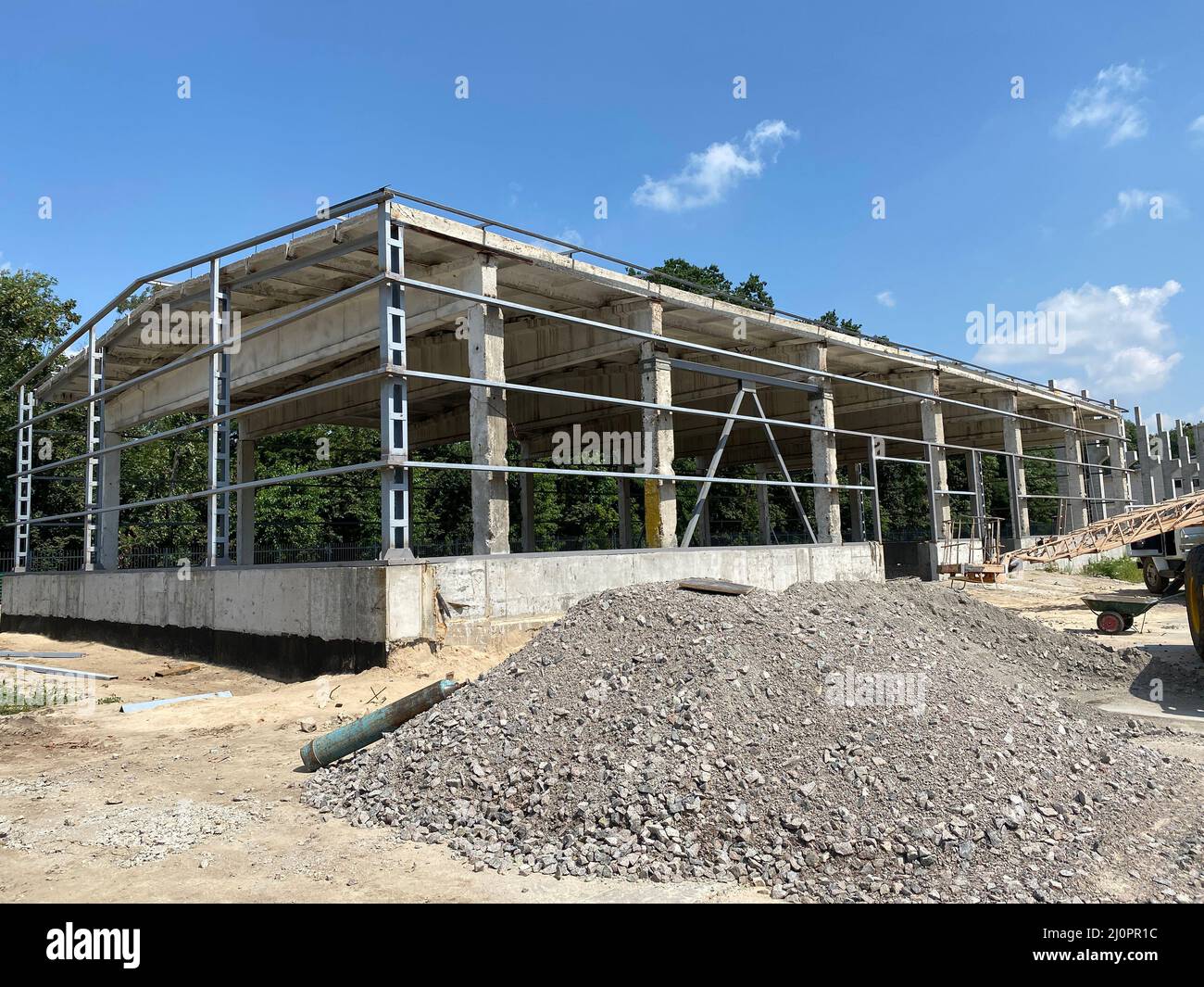Construction of a public building. Construction process Stock Photo - Alamy