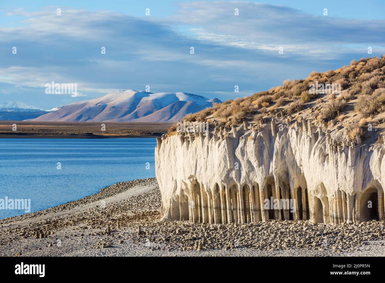 Crowley lake columns hi-res stock photography and images - Alamy