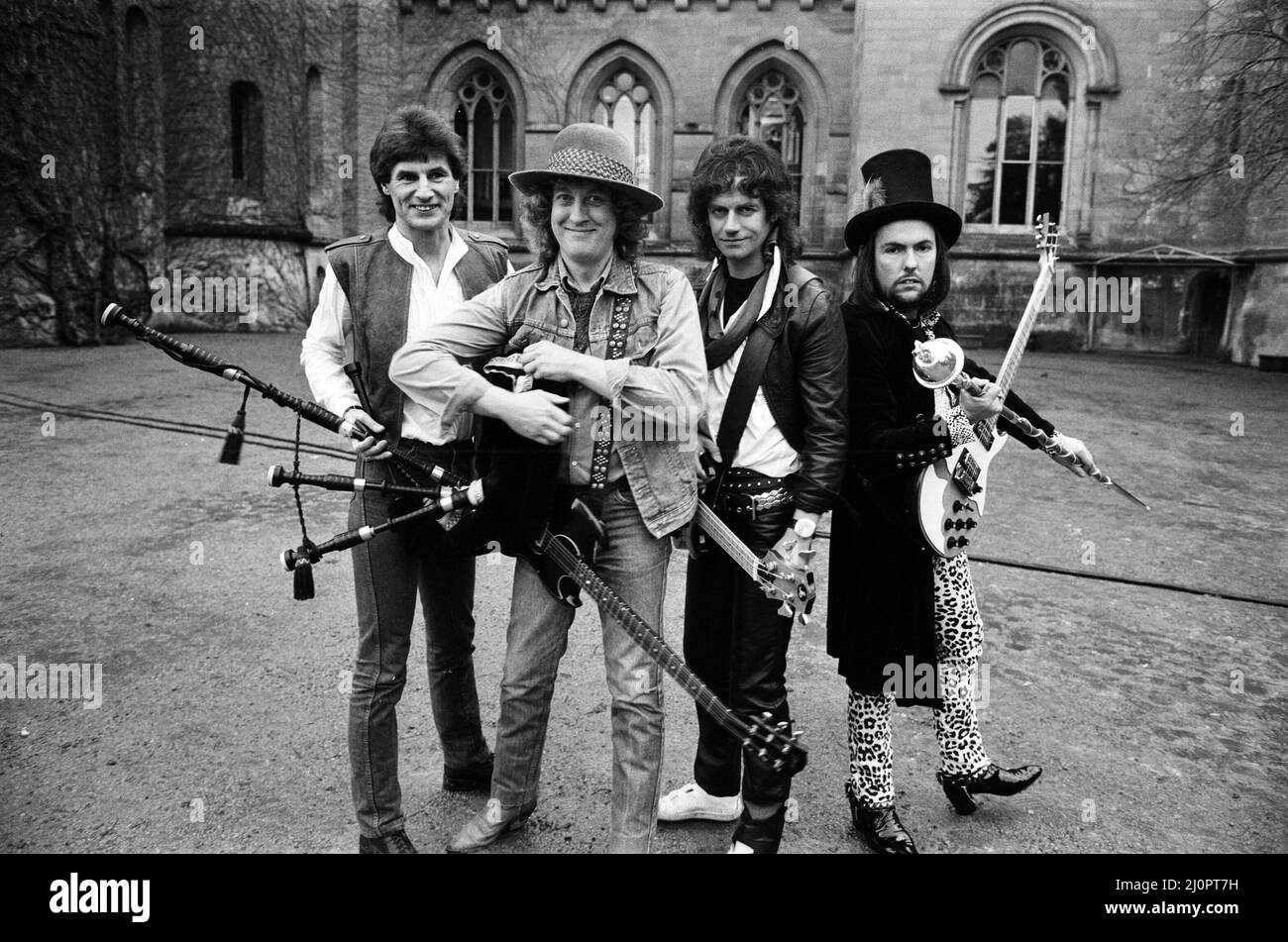 Don powell noddy holder Black and White Stock Photos & Images - Alamy