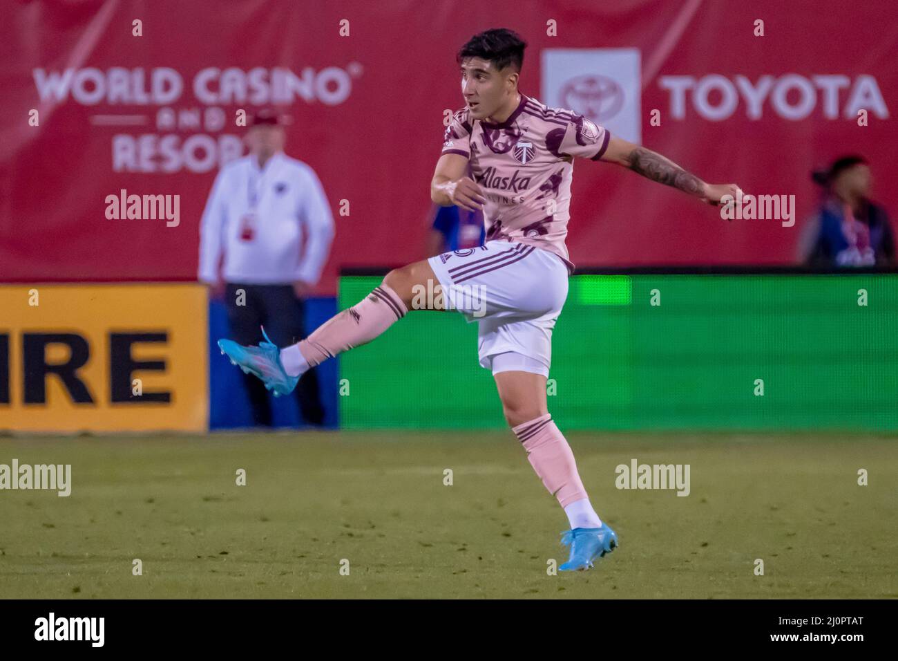 Portland defender claudio bravo hi-res stock photography and images - Alamy