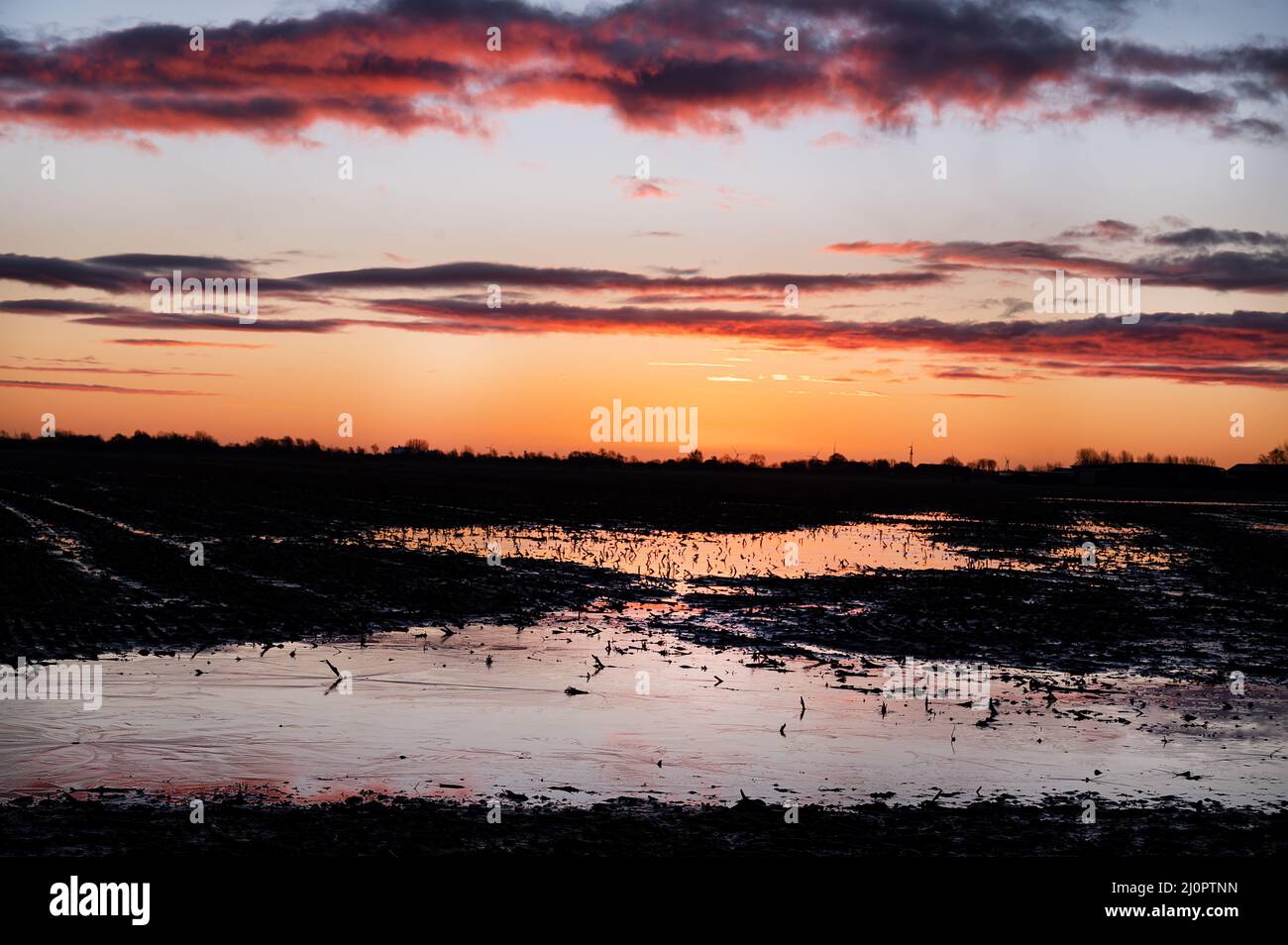 Runrise hi-res stock photography and images - Alamy