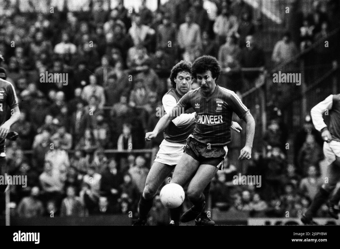 Highbury 1980s hi-res stock photography and images - Alamy