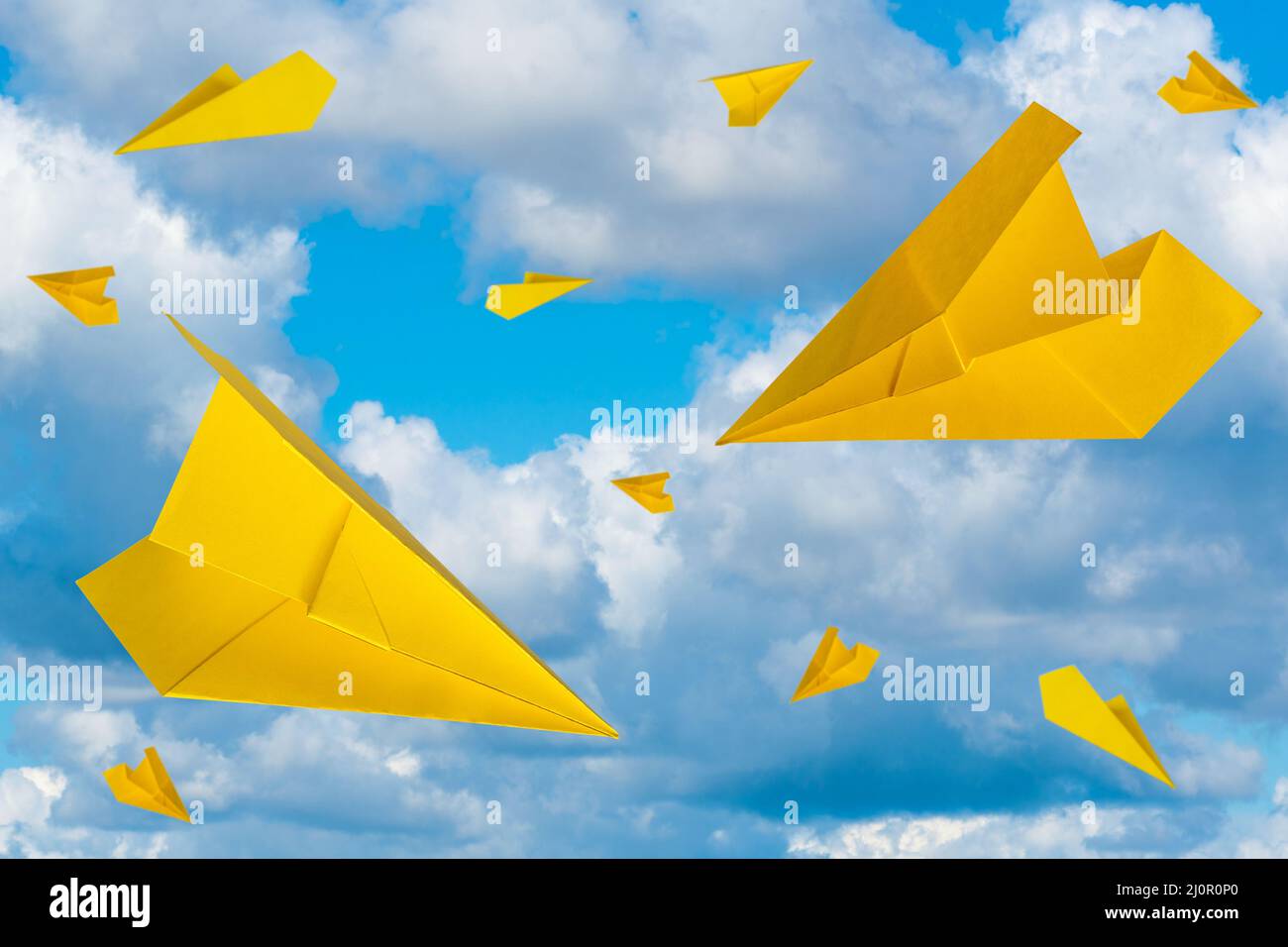 Flying paper planes hi-res stock photography and images - Alamy
