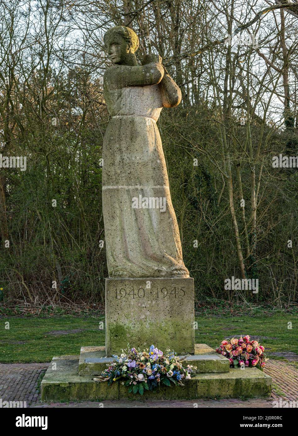 Vrijheidsbeeld monument statue in Heemstede the Netherlands Stock Photo ...