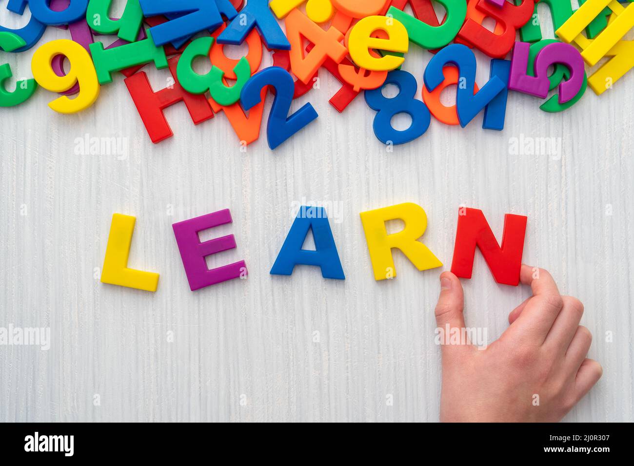 Spelling the word LEARN Stock Photo - Alamy