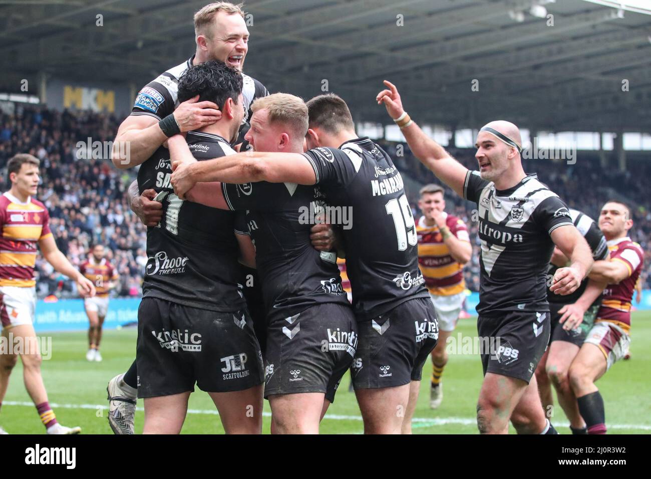 Andre Savelio (11) of Hull FC celebrates his try Stock Photo - Alamy