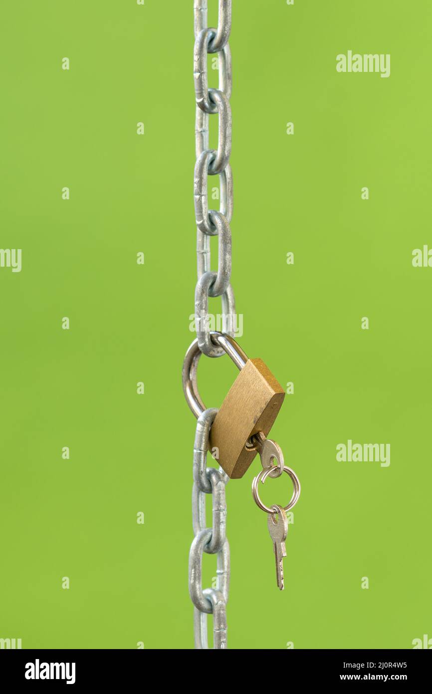 Gold padlock hi-res stock photography and images - Alamy