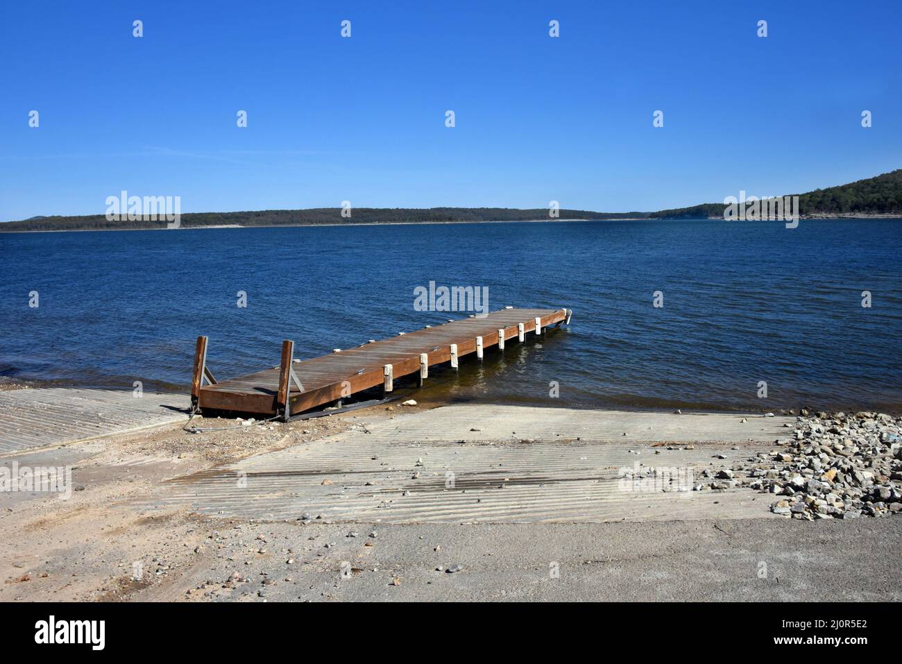 Rustic wooden dock hi-res stock photography and images - Alamy