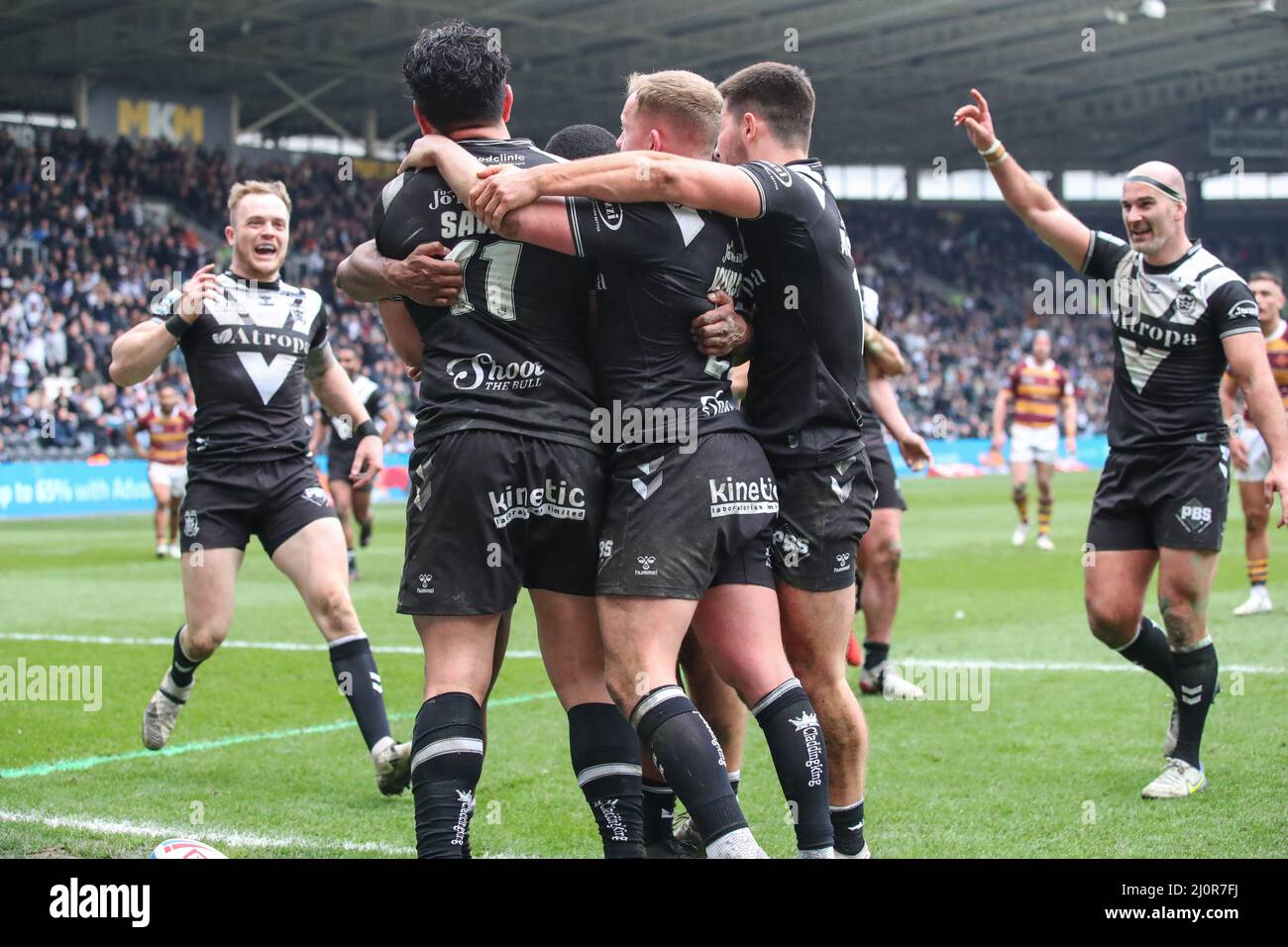 Andre Savelio (11) of Hull FC celebrates his try Stock Photo - Alamy