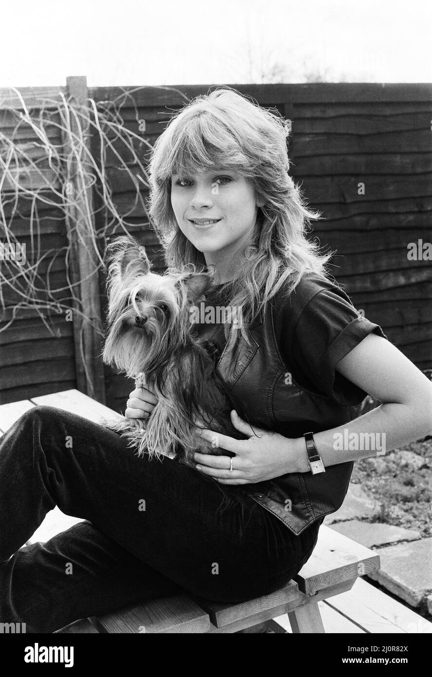 Samantha Fox contestant Miss Sunday People competition, aged 16 years ...