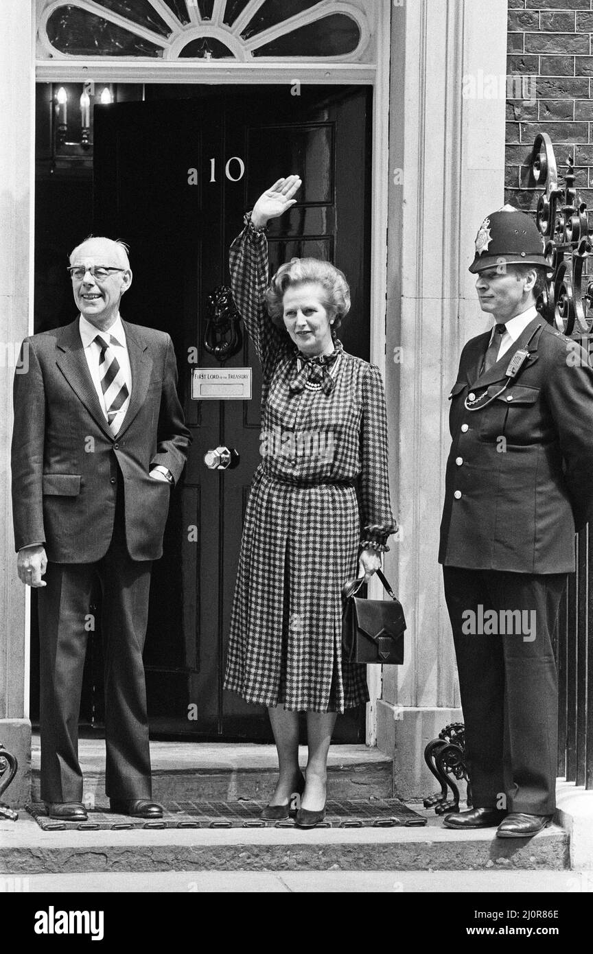 Prime Minister Margaret Thatcher and husband Denis on the steps of 10 ...