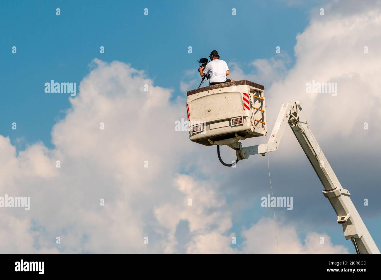 Aerial work platform elevator hi-res stock photography and images - Alamy