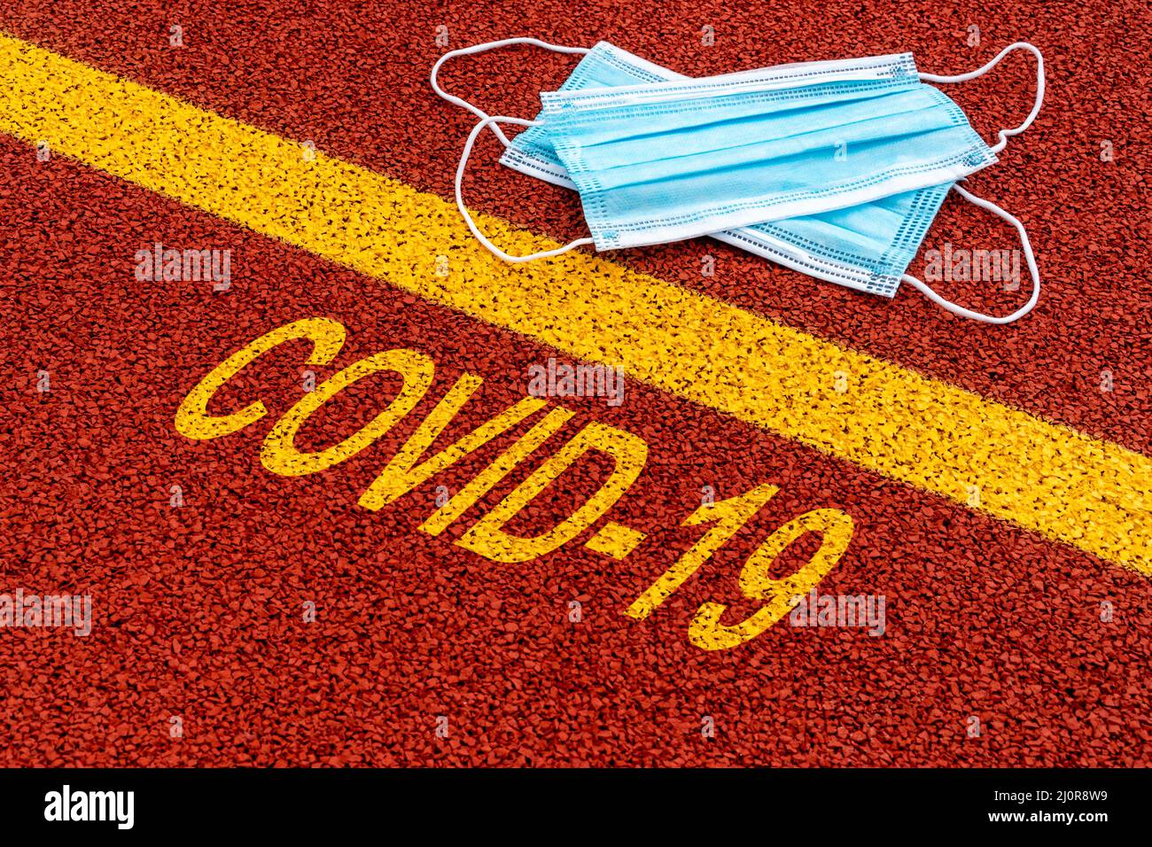 Disposable face masks hi-res stock photography and images - Alamy