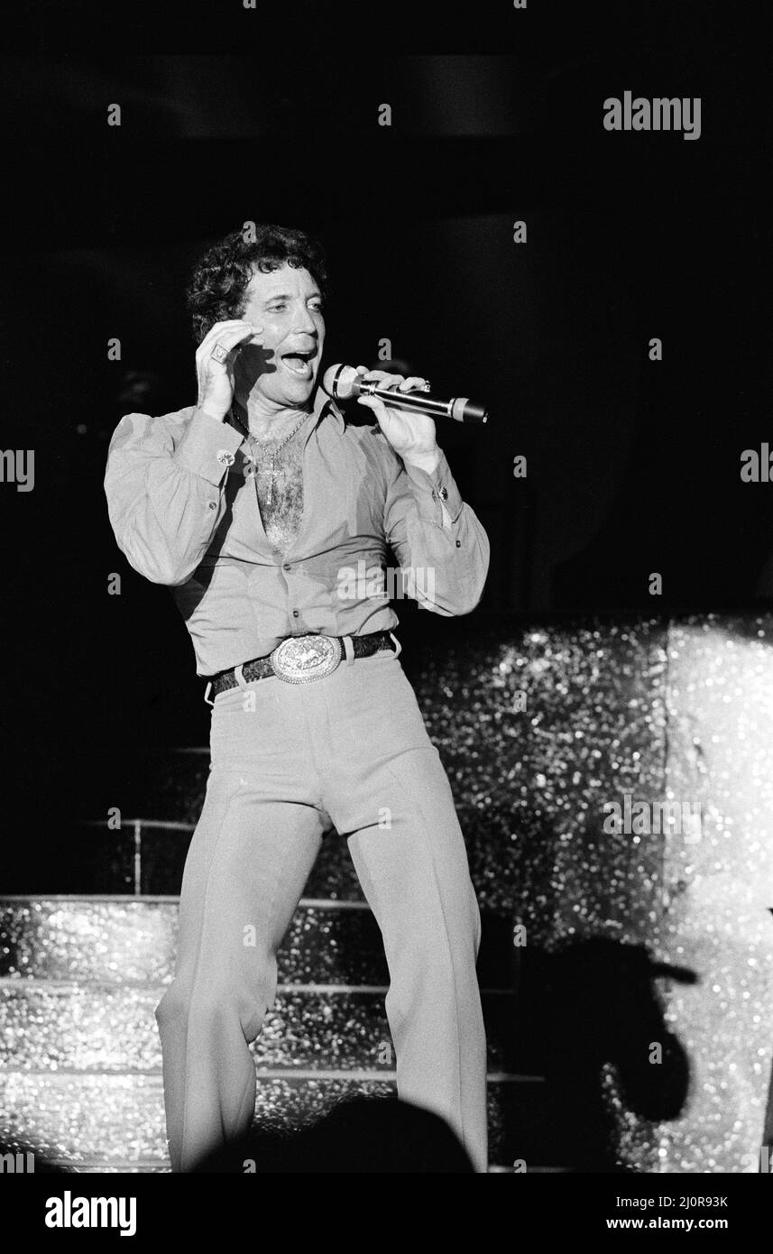 Tom jones 1983 Black and White Stock Photos & Images - Alamy