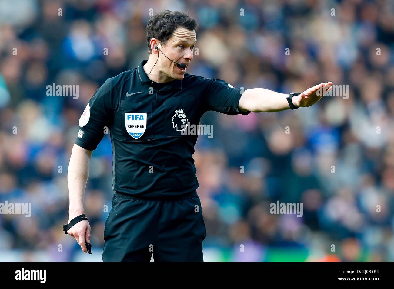 Darren england referee hi-res stock photography and images - Alamy