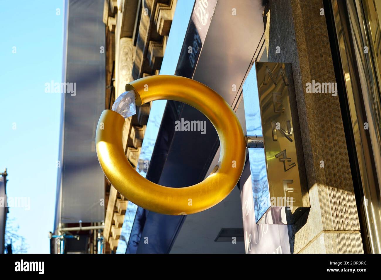 Menze logo hi-res stock photography and images - Alamy