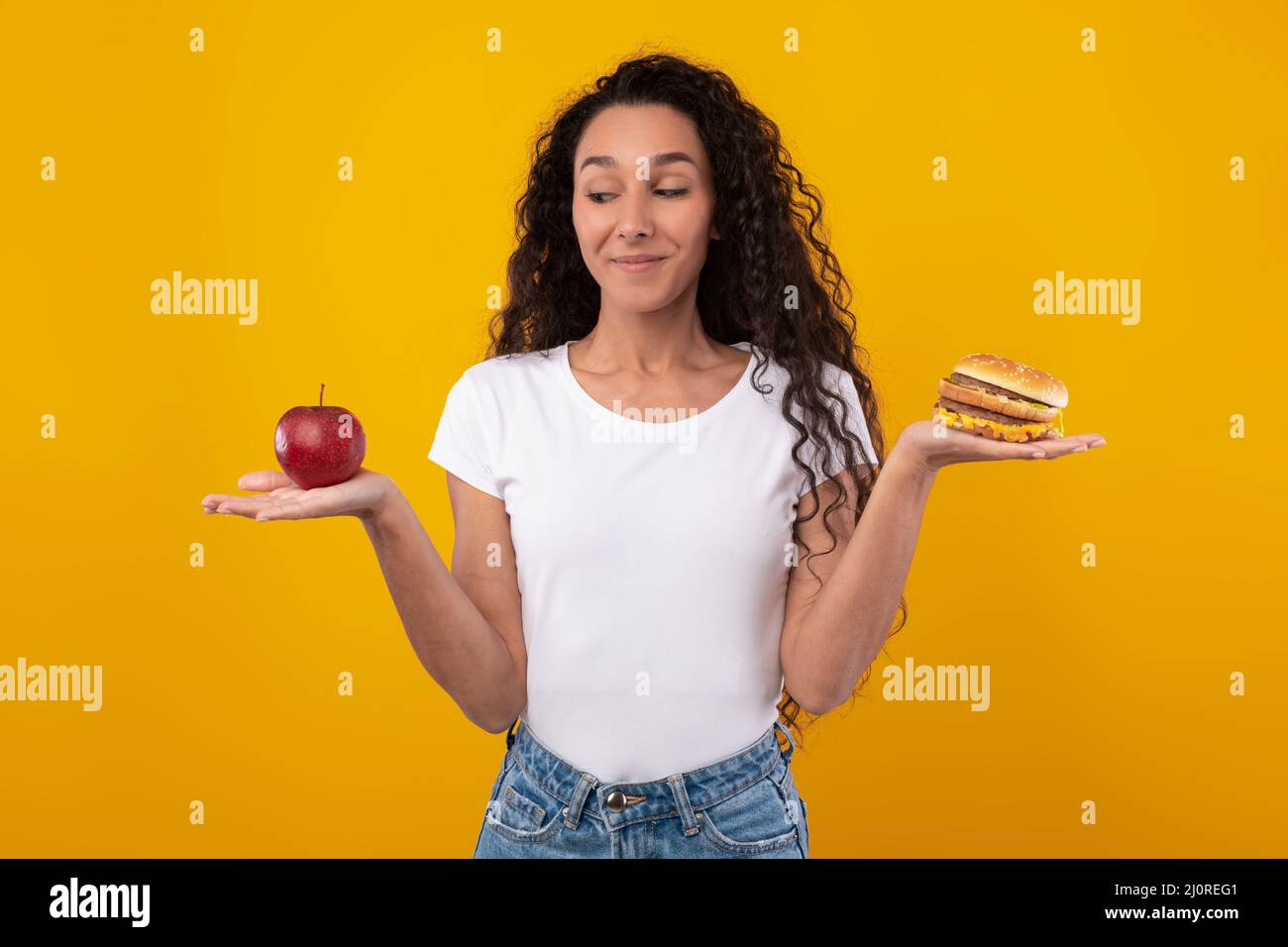 Apple burger hi-res stock photography and images - Alamy