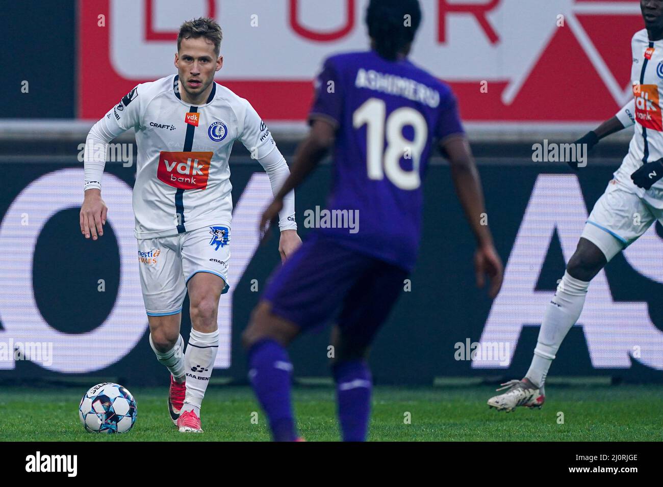GENT, BELGIUM - MARCH 20: Matisse Samoise of KAA Gent during the ...