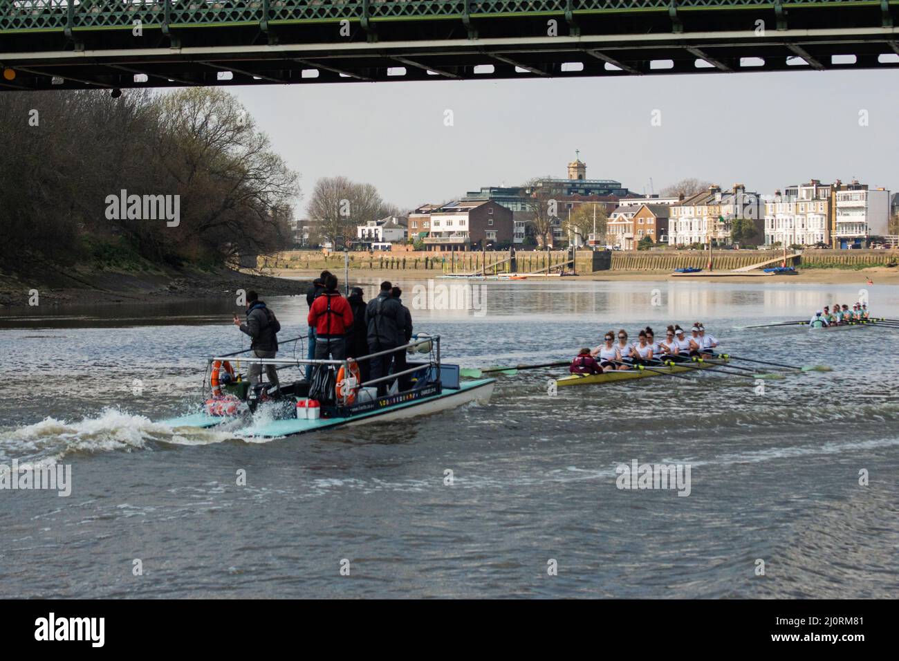 London, UK. 20th Mar, 2022. Cambridge University Boat Club Women V ASR ...