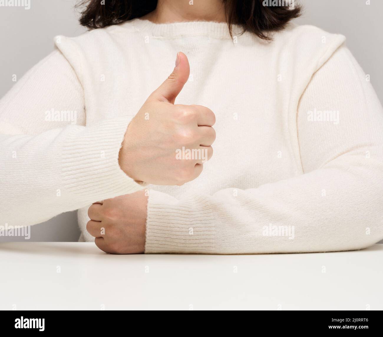 Approval hand sign hi-res stock photography and images - Alamy