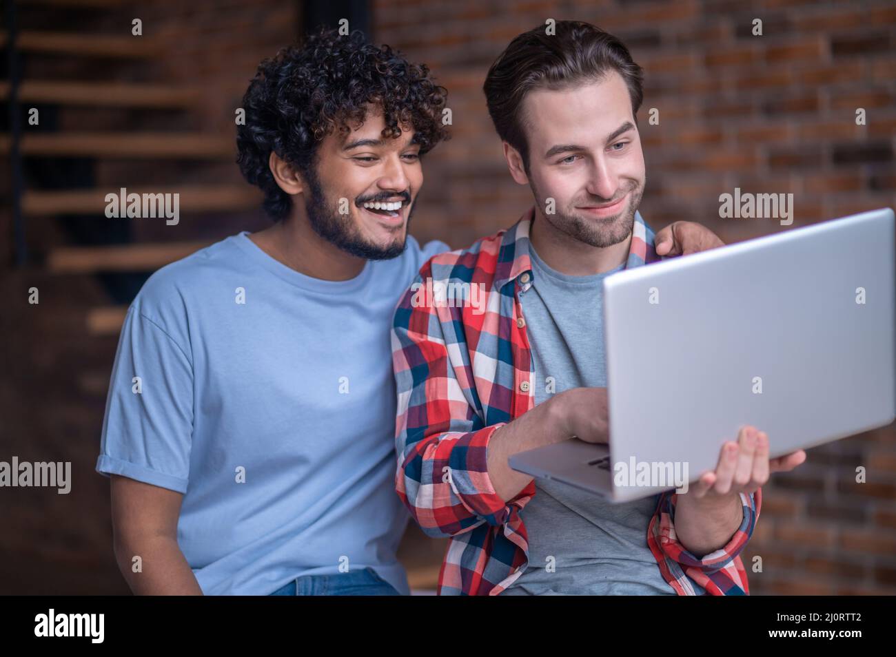 Bearded man looking computer screen hi-res stock photography and images ...