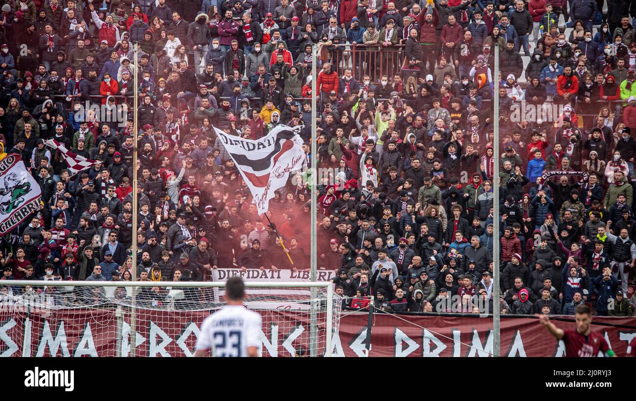 Italian soccer serie b matc hi-res stock photography and images - Alamy