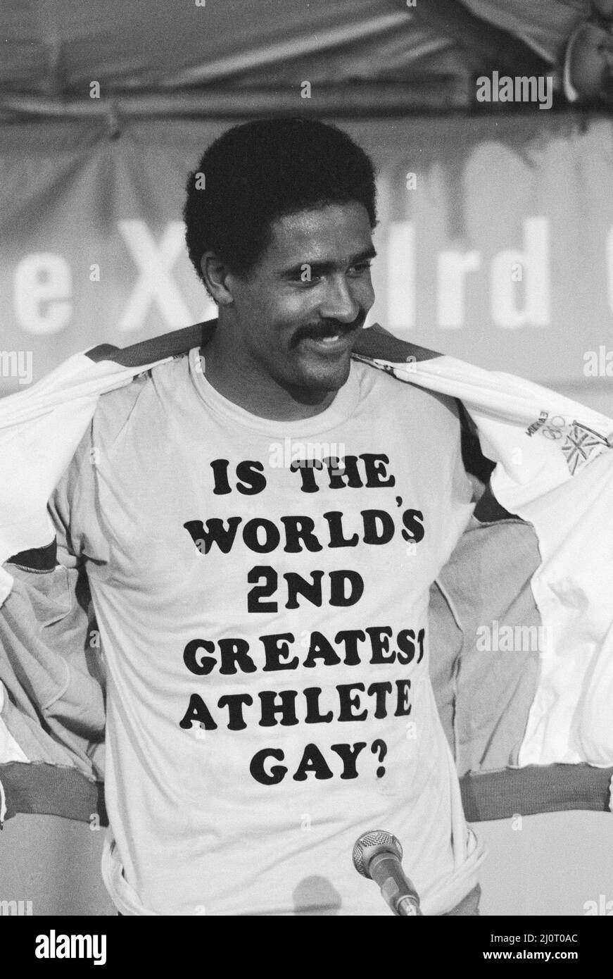 1984 Olympic Games in Los Angeles, USA. Great Britain's Daley Thompson ...