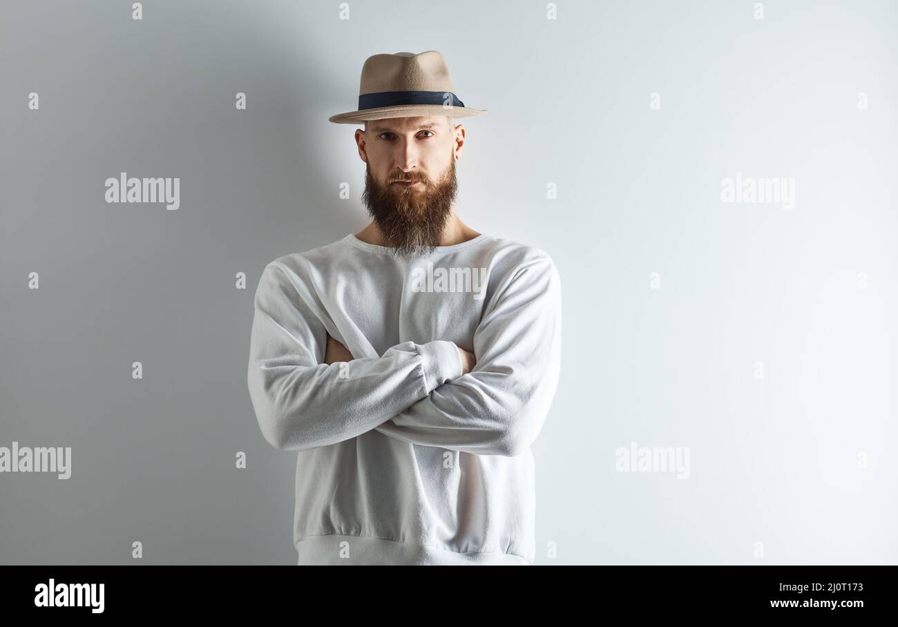 Muscular man crossed arms hi-res stock photography and images - Alamy