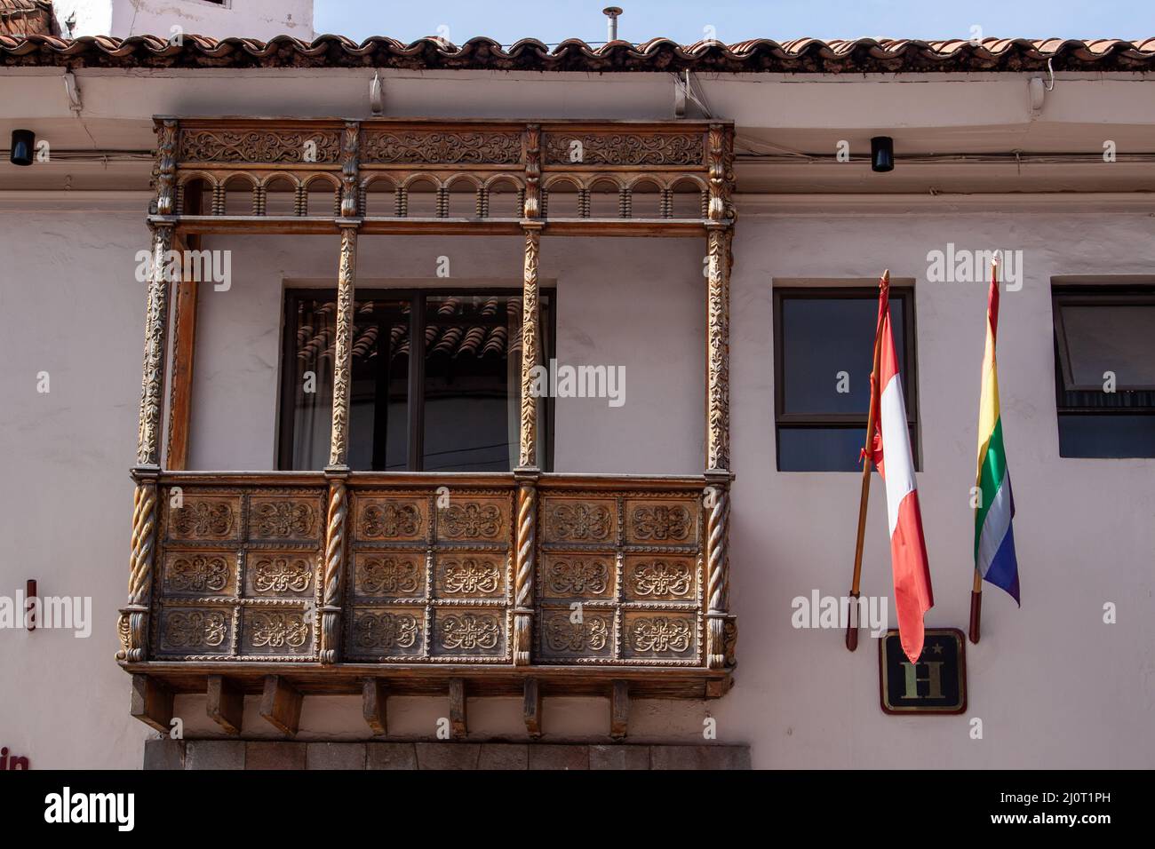 Closeup of the facade of a typical building in Cusco, Peru Stock Photo ...