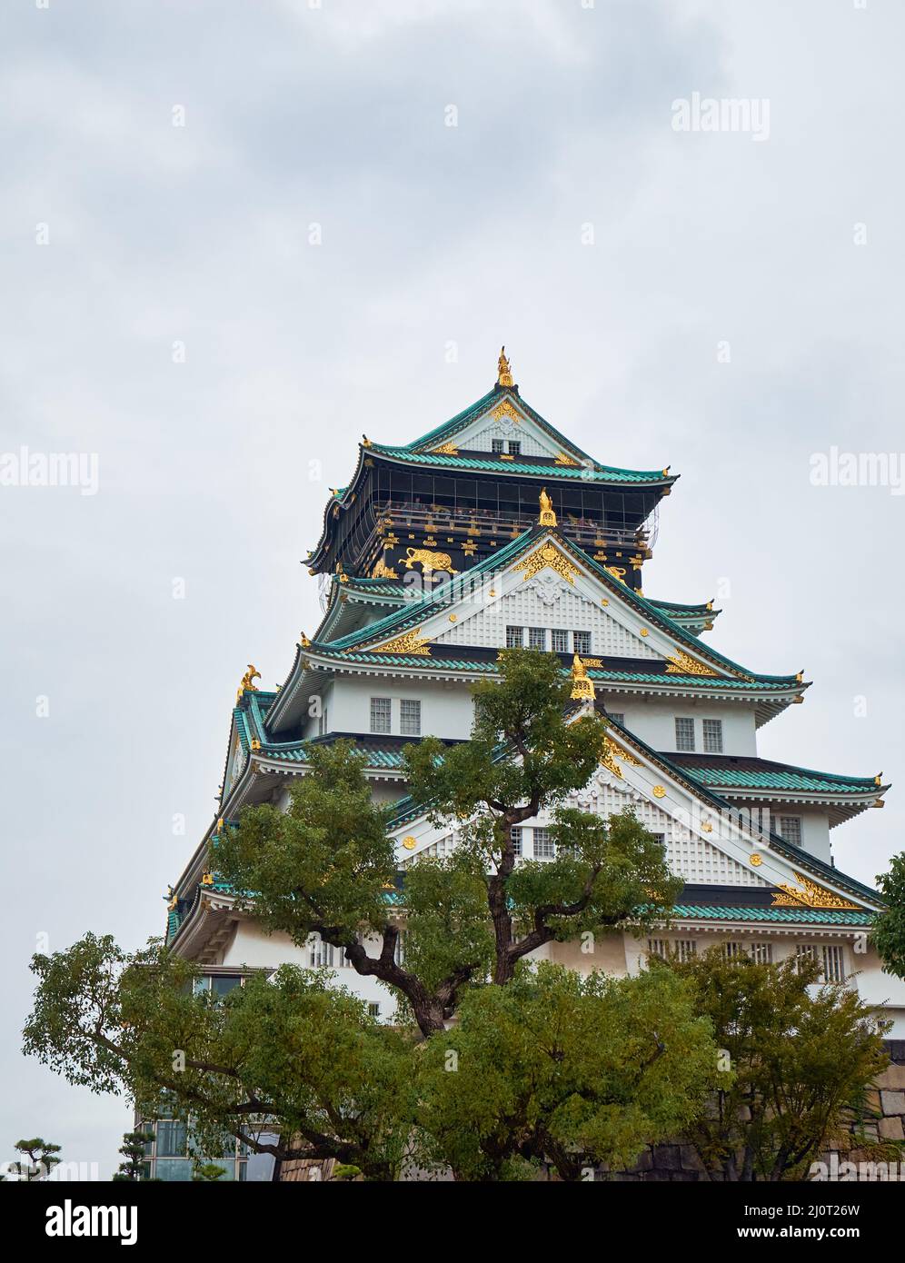 Five story castle hi-res stock photography and images - Alamy