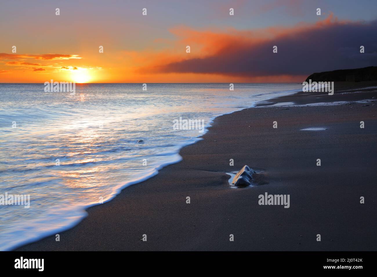 Longshore drift uk hi-res stock photography and images - Alamy