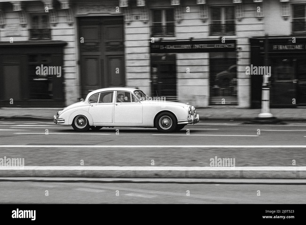 Classical english car hi-res stock photography and images - Alamy