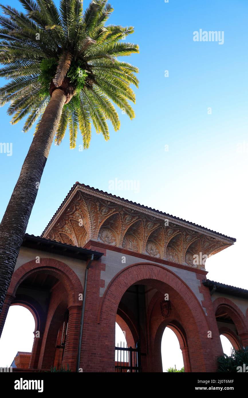 St augustine florida entrance gate hi-res stock photography and images ...