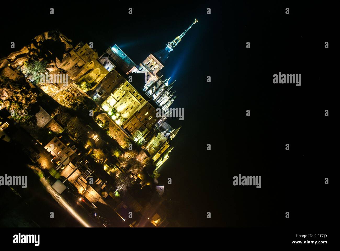 Streets of mont saint michel hi-res stock photography and images - Alamy