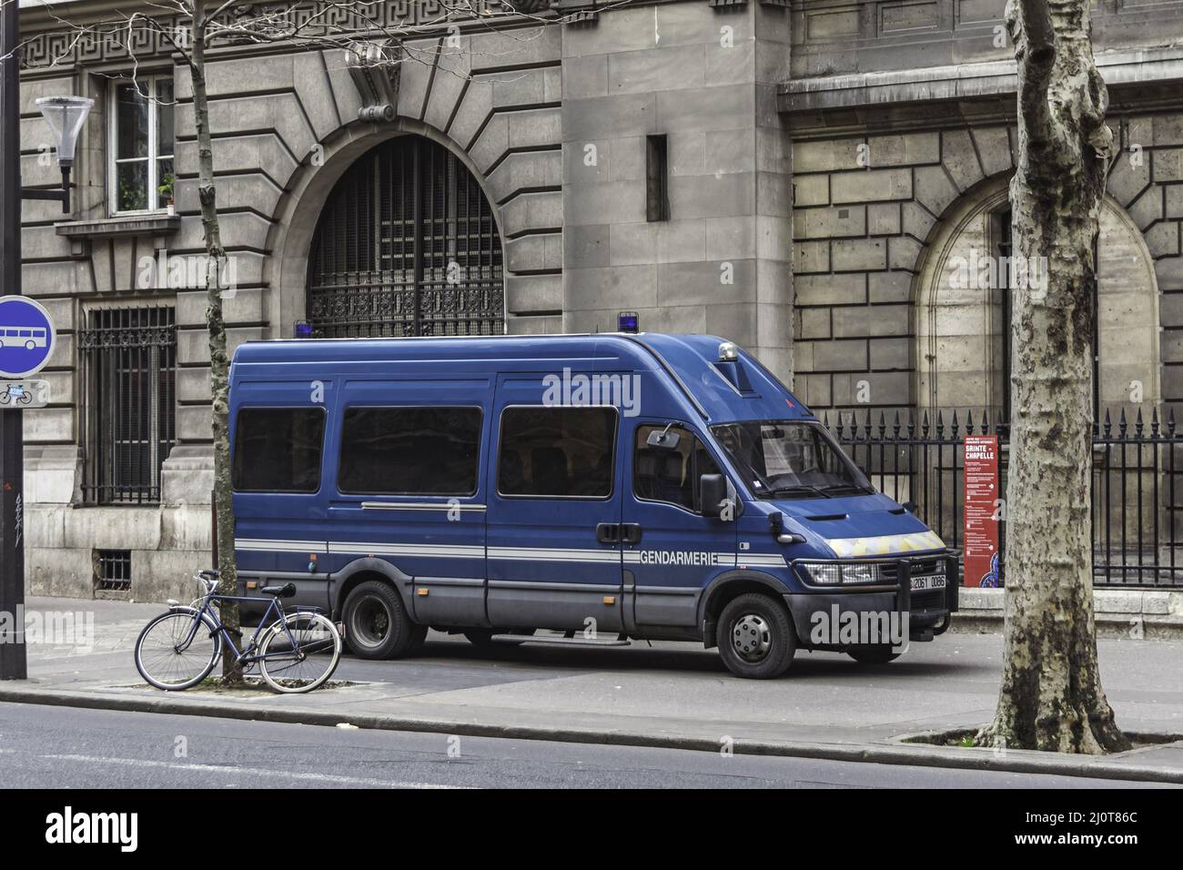 Iveco police van hi-res stock photography and images - Alamy