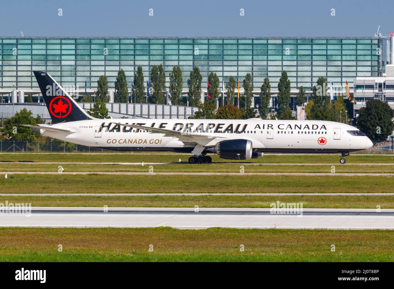 Aircraft skin hi-res stock photography and images - Alamy
