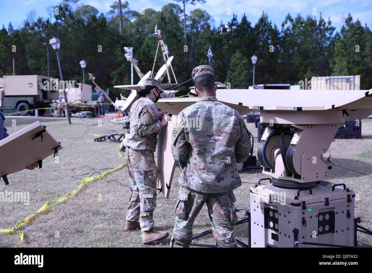 Ground satellite terminals hi-res stock photography and images - Alamy